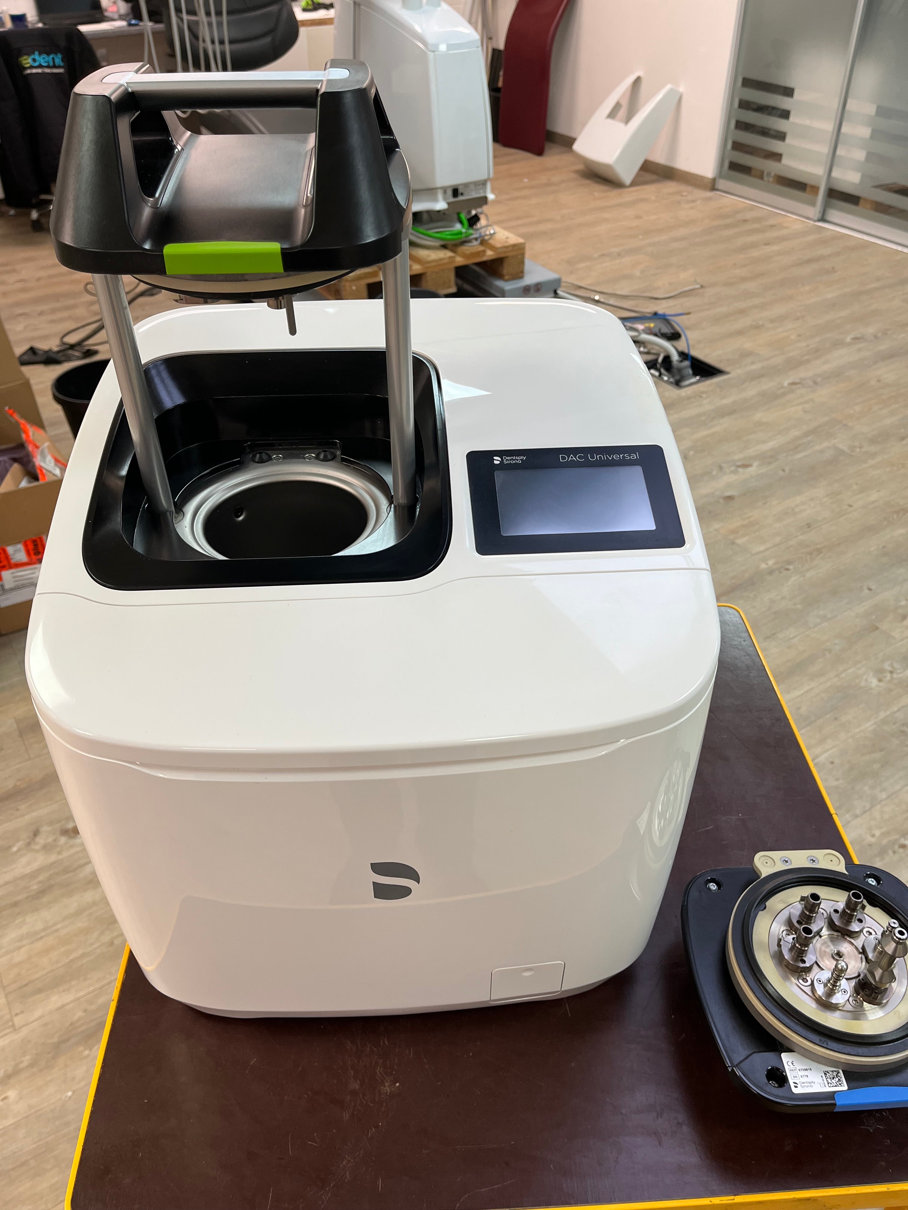 Sirona DAC Touch Universal (2022) gebraucht kaufen | redent GmbH